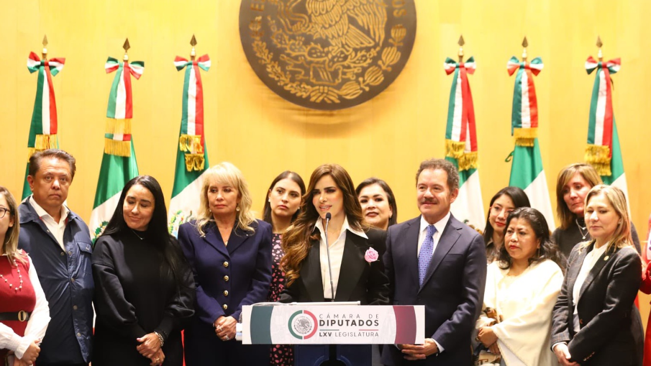 Gloria Trevi Respalda En La Cámara De Diputados Aprobación De Ley