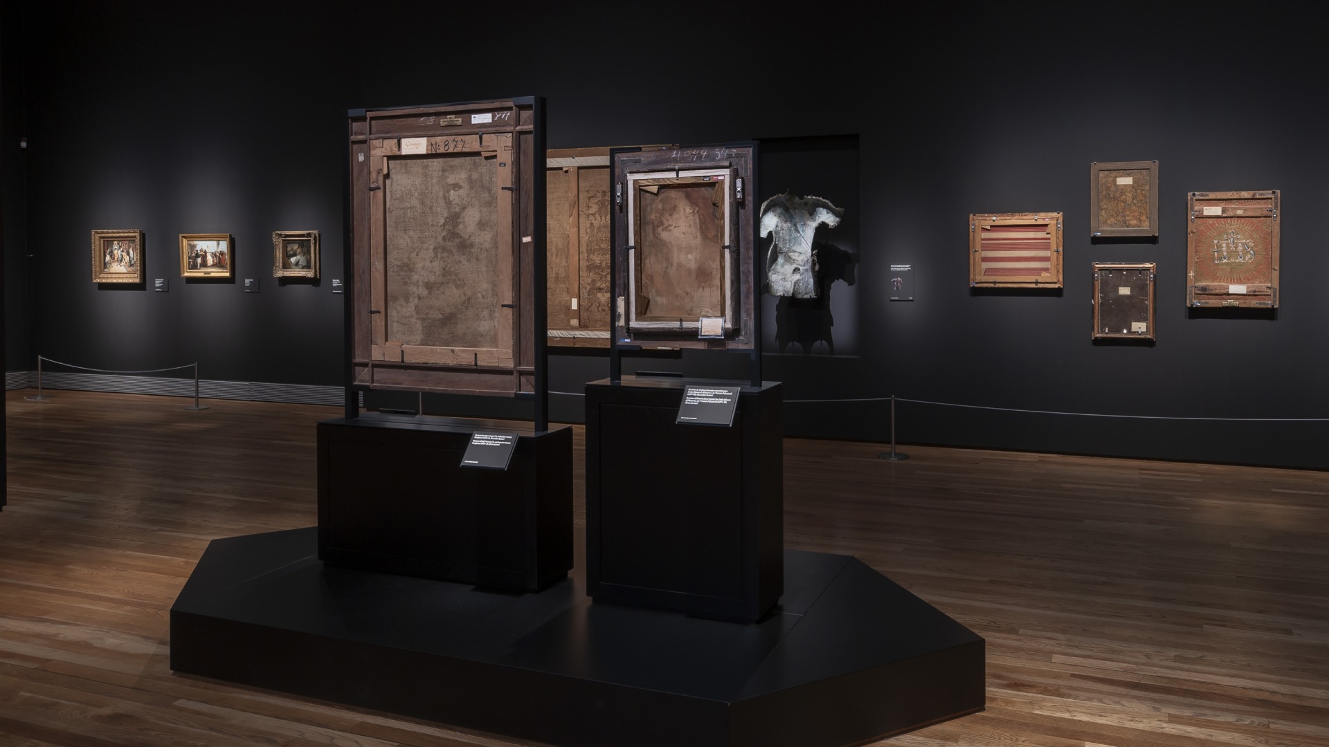 El Museo del Prado Da la Vuelta a sus Cuadros en Nueva Exposición | N+