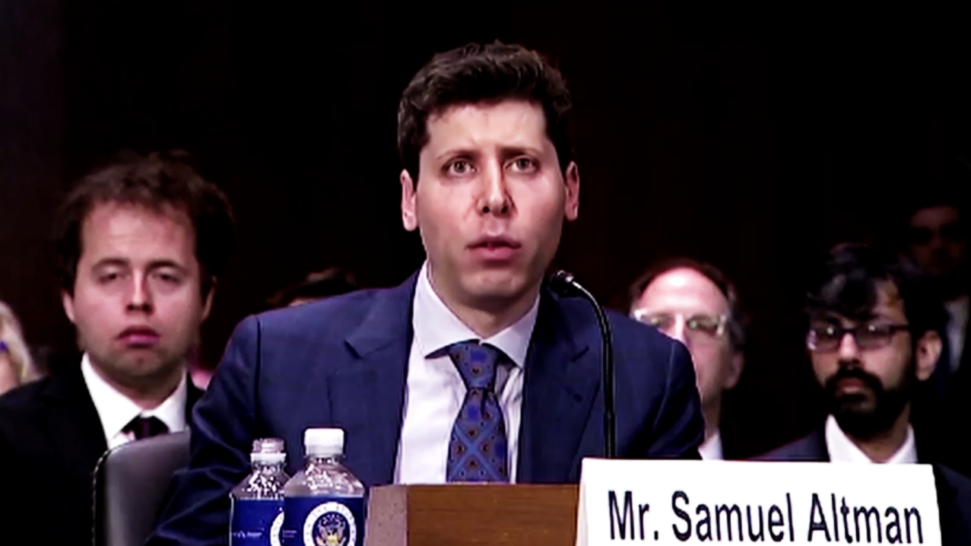 OpenAI Anuncia el Regreso de Sam Altman como Director Ejecutivo | N+ OpenAI Anuncia el Regreso de Sam Altman como Director Ejecutivo | N+