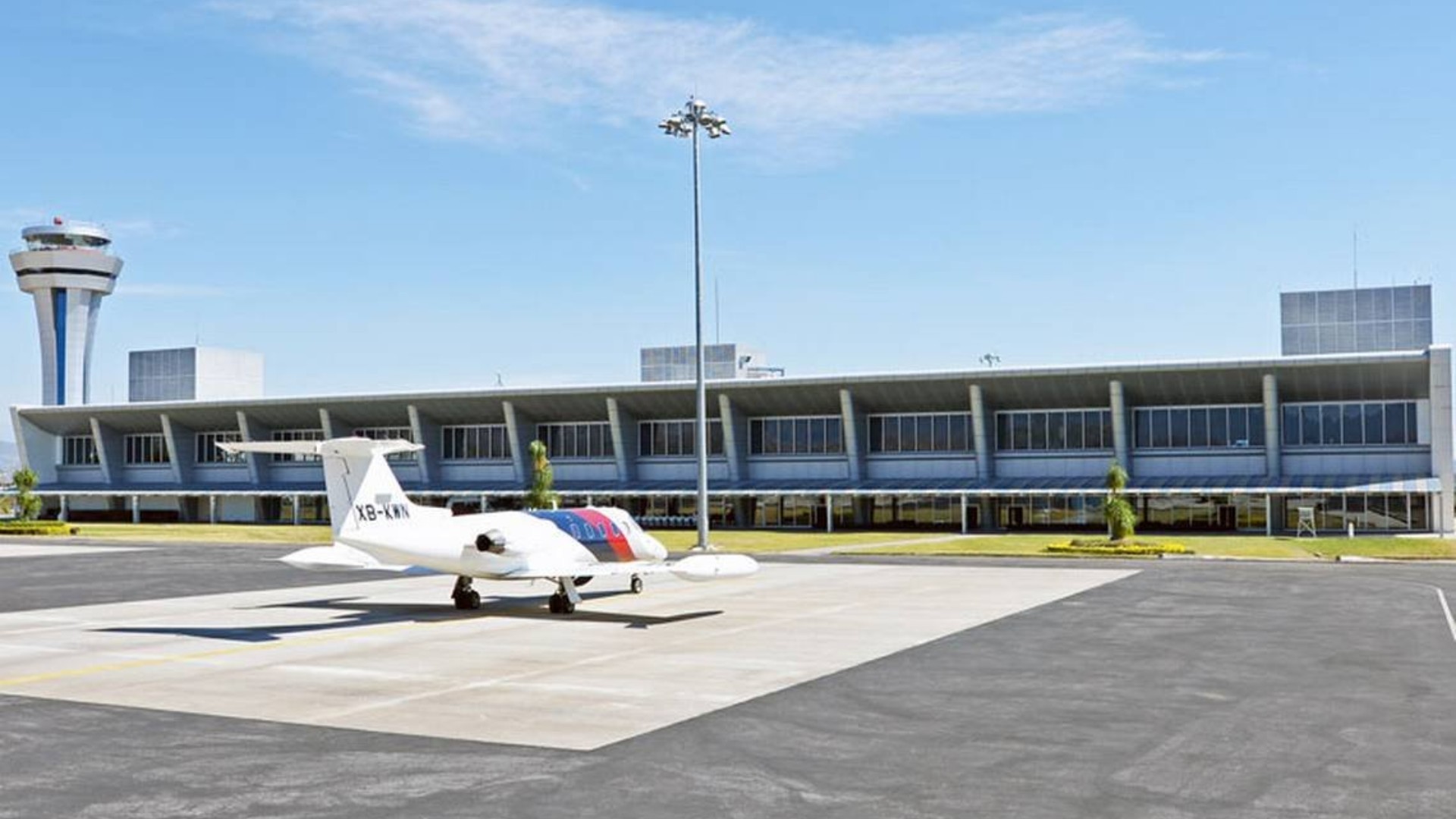 Dan a Secretaría de Marina Operación de los Aeropuertos Internacionales ...