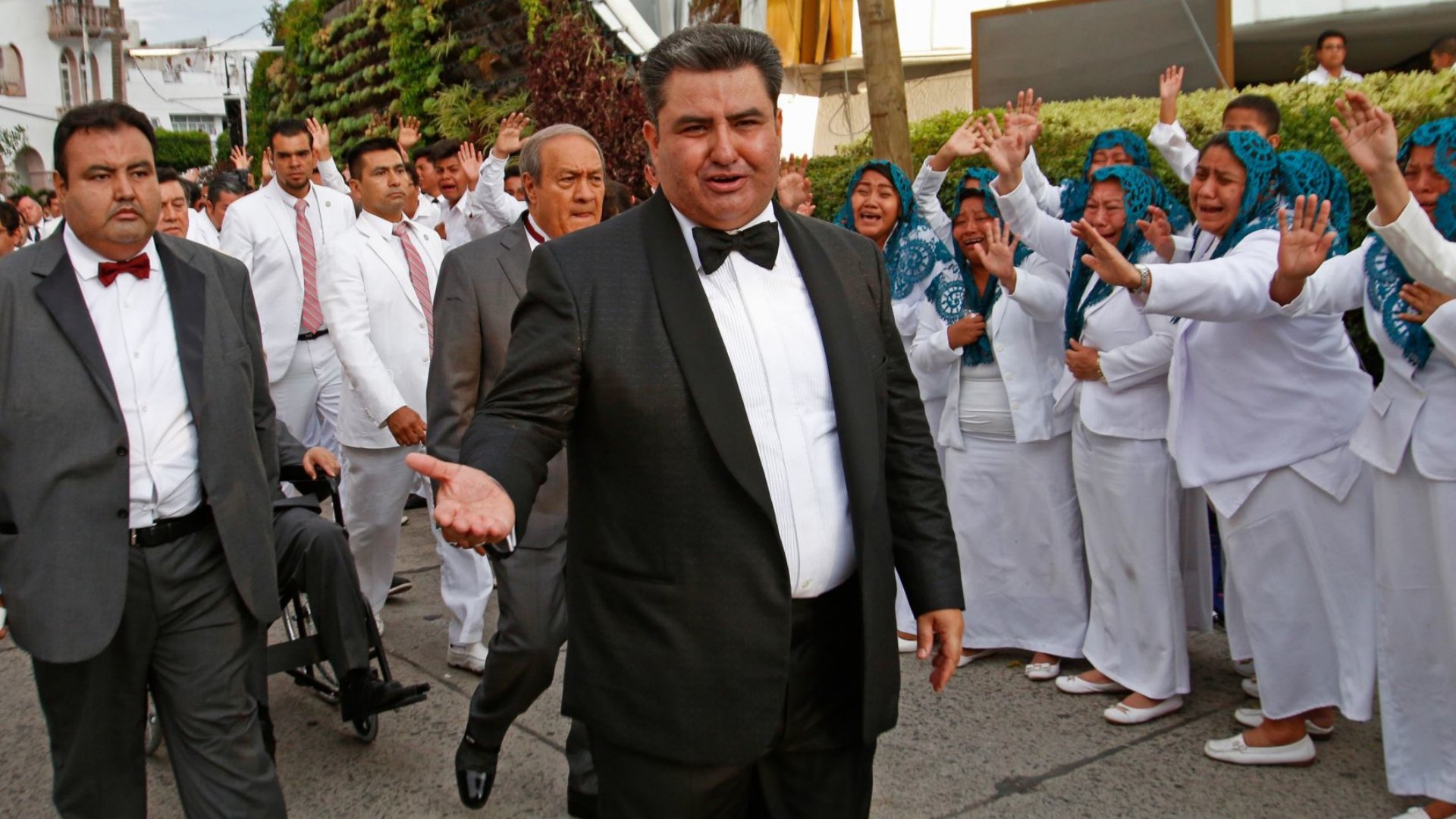 Naasón Joaquín, a un Paso de Enfrentar Nuevos Cargos en Corte de ...