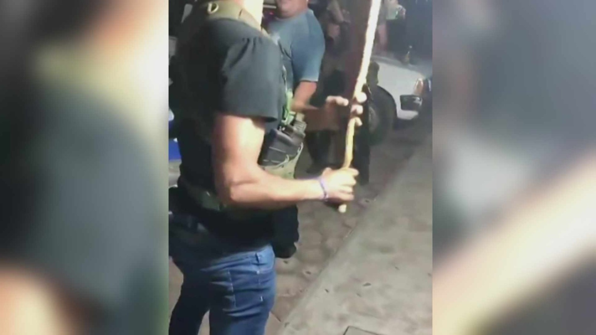 Video | Civiles Armados Agarran a ‘Tablazos’ a Agentes de Tránsito en ...