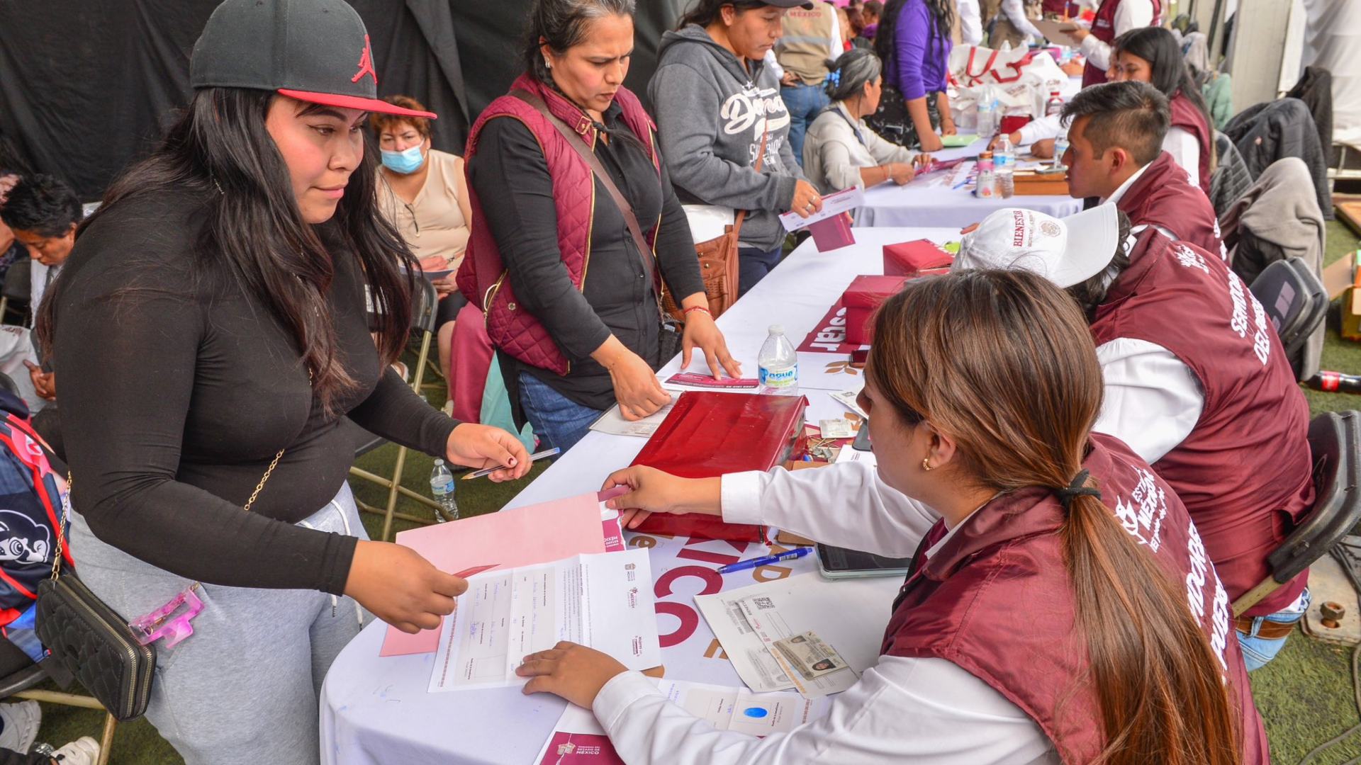 Entrega de Tarjetas Mujeres con Bienestar 2024: ¿Cuándo Termina y Qué ... Entrega de Tarjetas Mujeres con Bienestar 2024: ¿Cuándo Termina y Qué ...