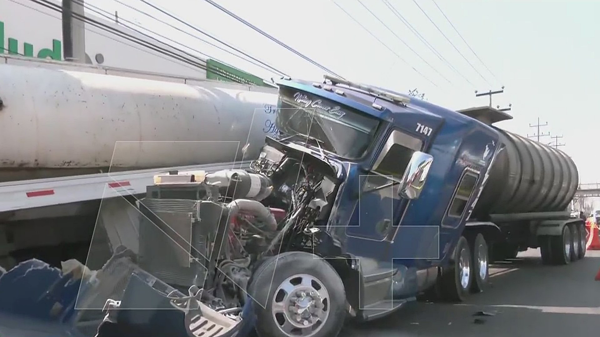 Accidente Carretera México-Texcoco Hoy: Choque de Pipas Colapsa el Tráfico Este 19 de Marzo | N+