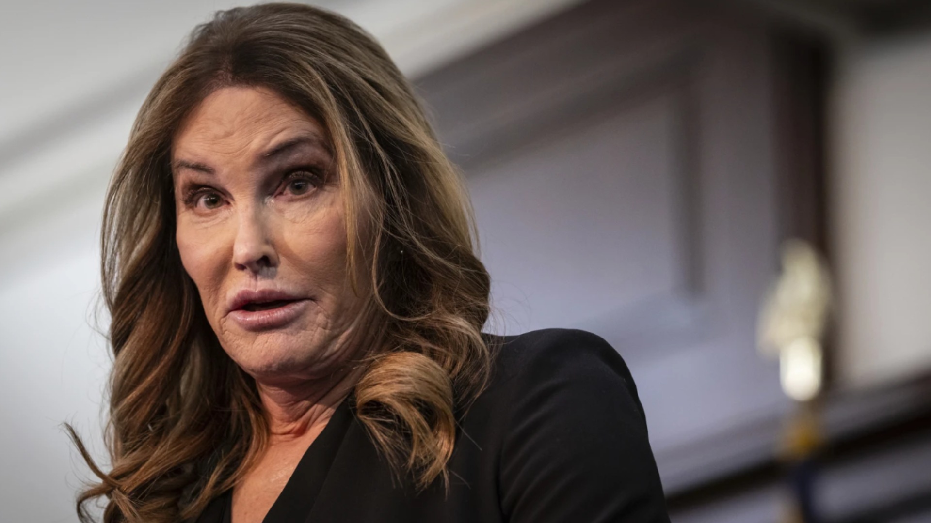 Caitlyn Jenner, Medallista Olímpica, Respalda Prohibición de Atletas ...
