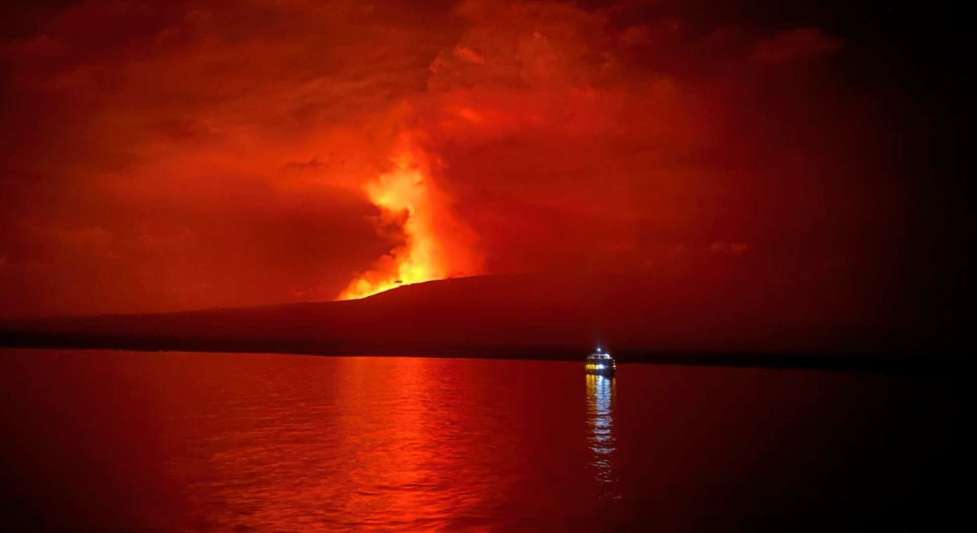 Volcán ‘La Cumbre’, en Islas Galápagos, Hace Erupción; Este es el ...