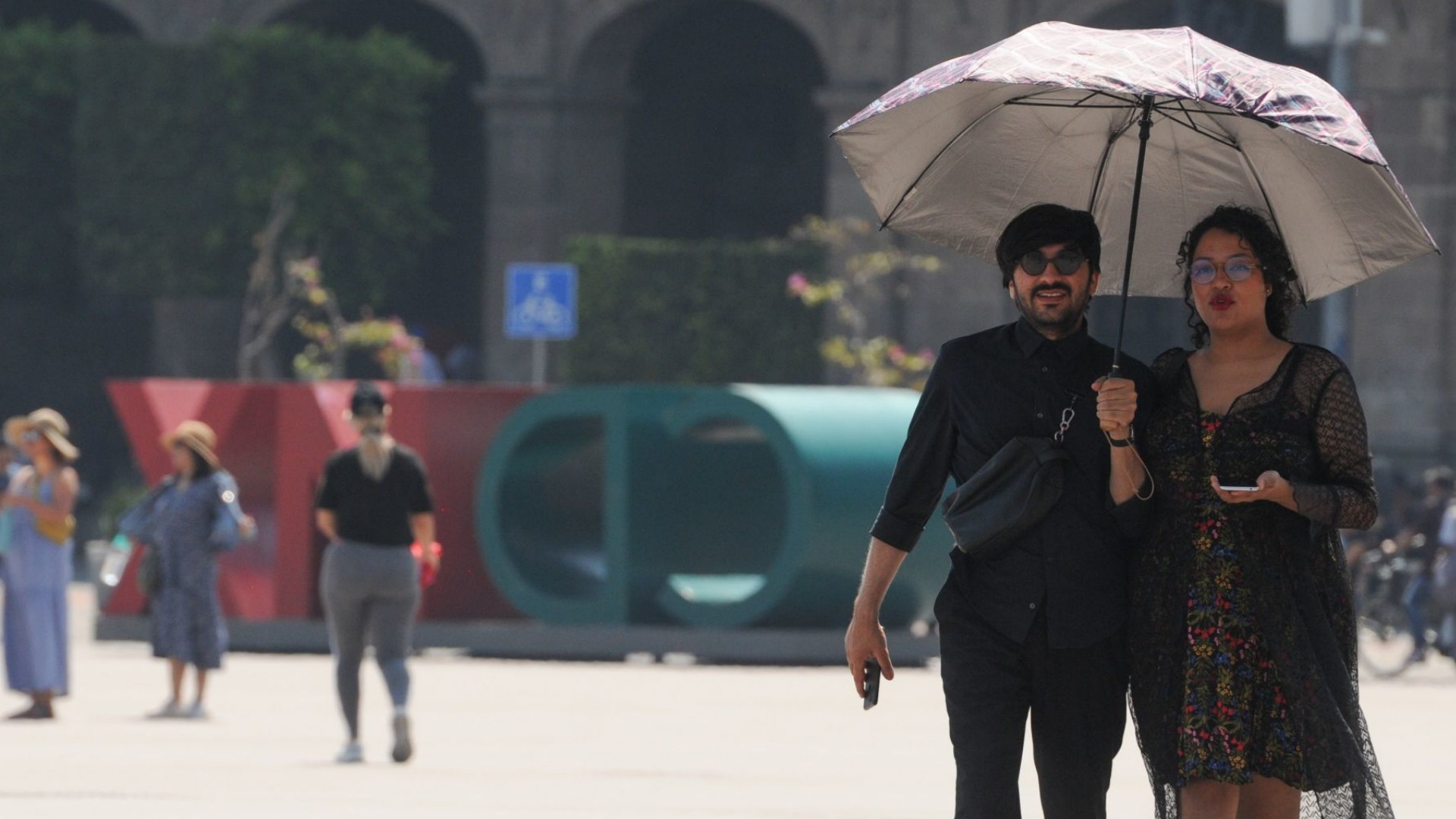 Probabilidad de Lluvia Para Hoy en CDMX: Pese al Intenso Calor Prevén Chubascos | N+
