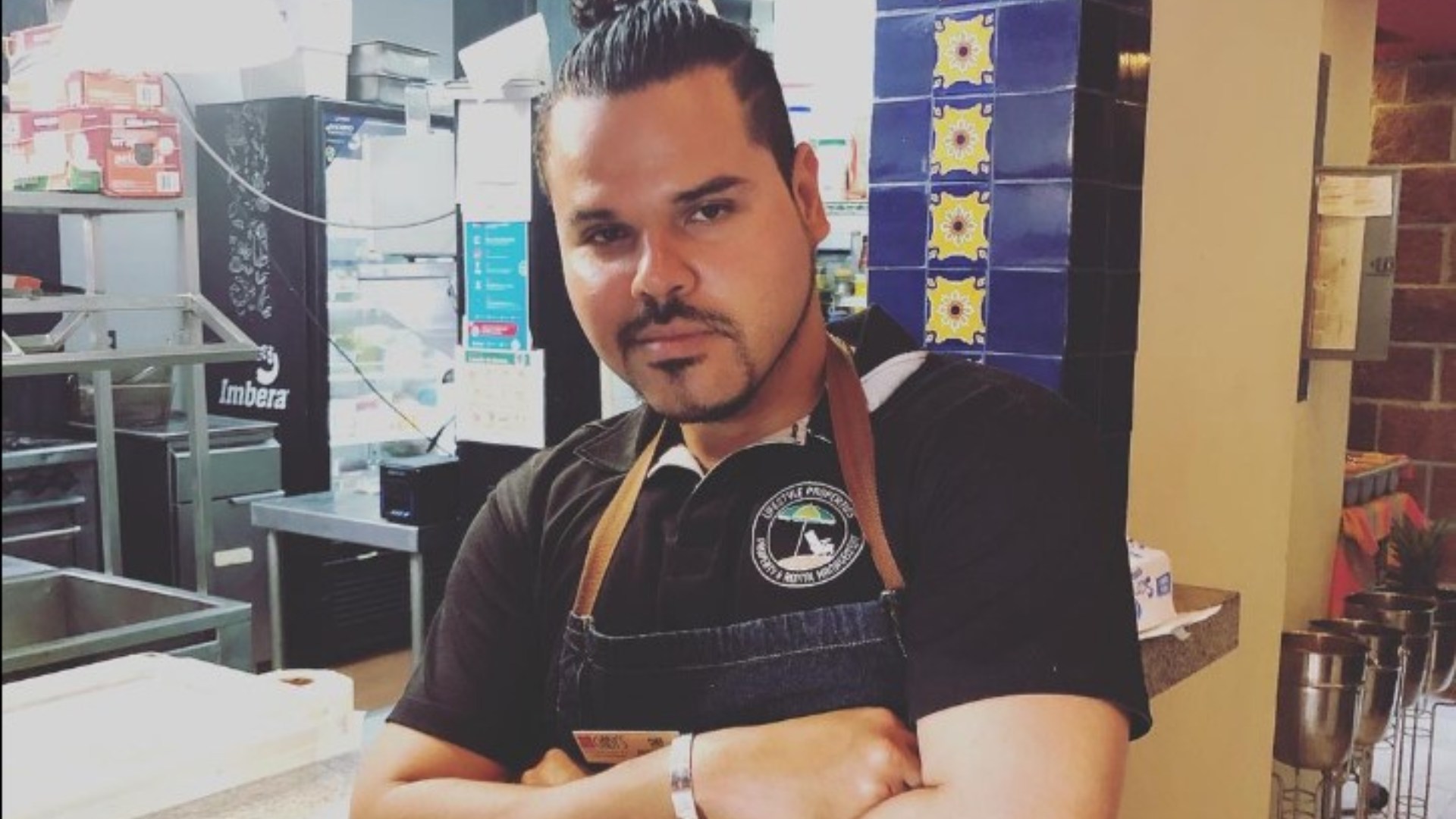 Pareja de Estadounidenses Demanda a Restaurante de Puerto Vallarta por ...