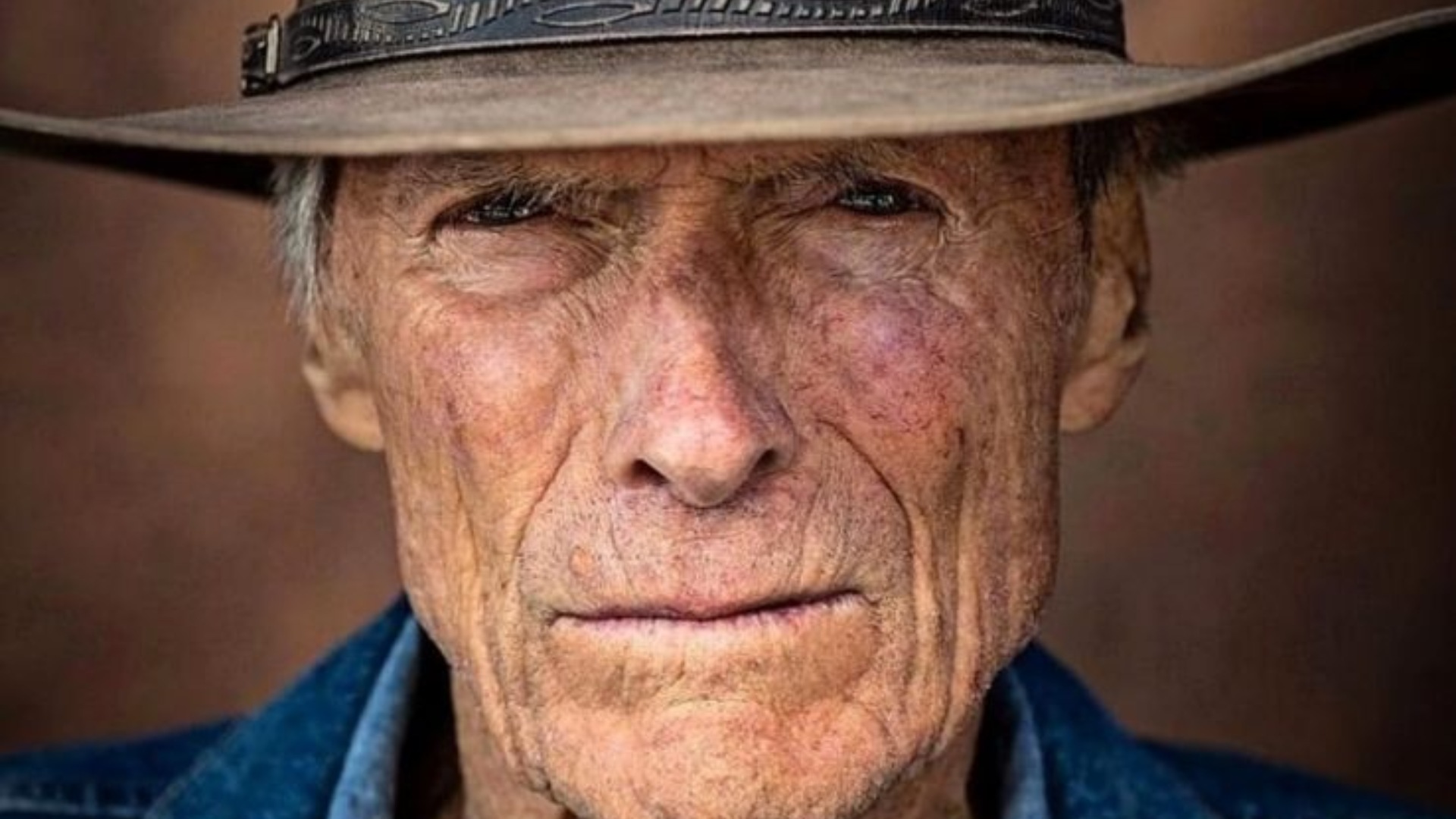 Clint Eastwood Reaparece a sus 93 Años con Sorpréndete Cambio Físico | N+