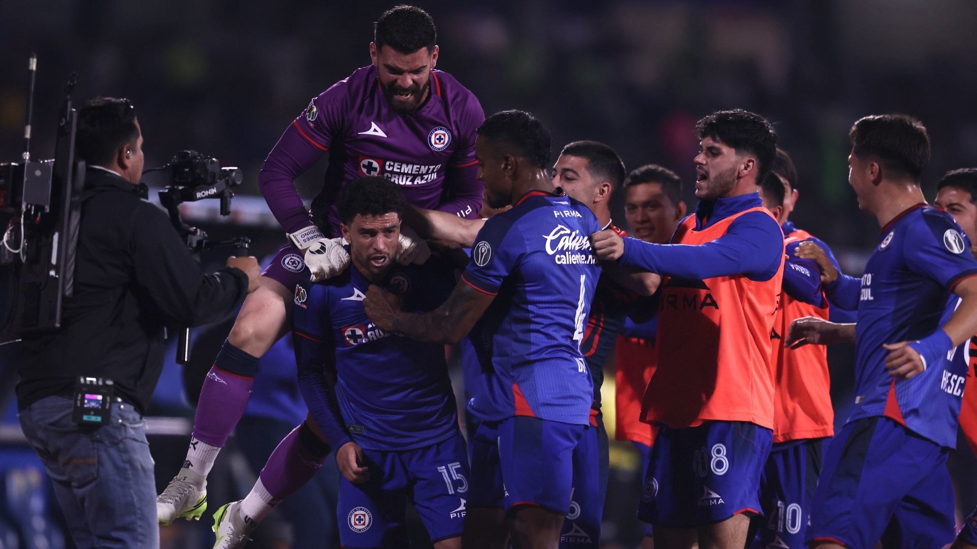 Cruz Azul Doma a los Pumas en la Ida de los Cuartos de Final del Clausura 2024 | N+