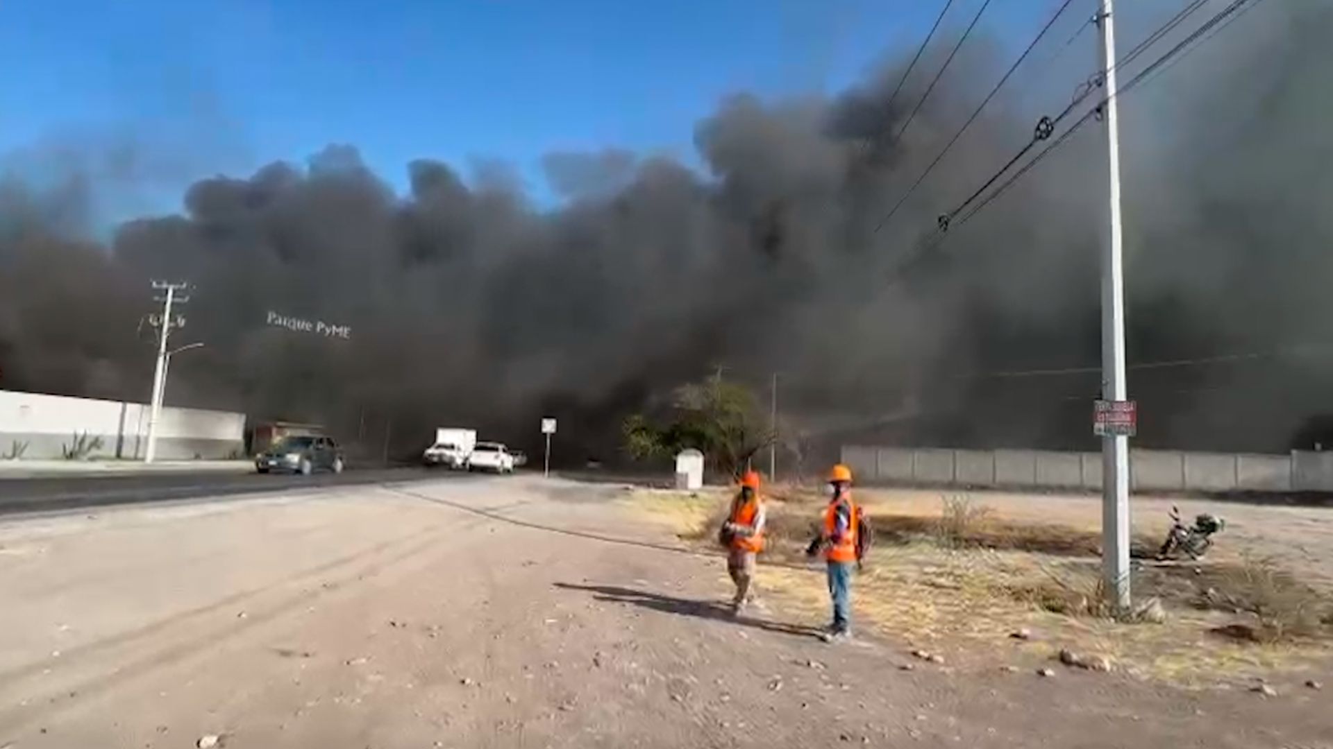 Se Registra Incendio en Parque Industrial de Querétaro; Arde Bodega de ...