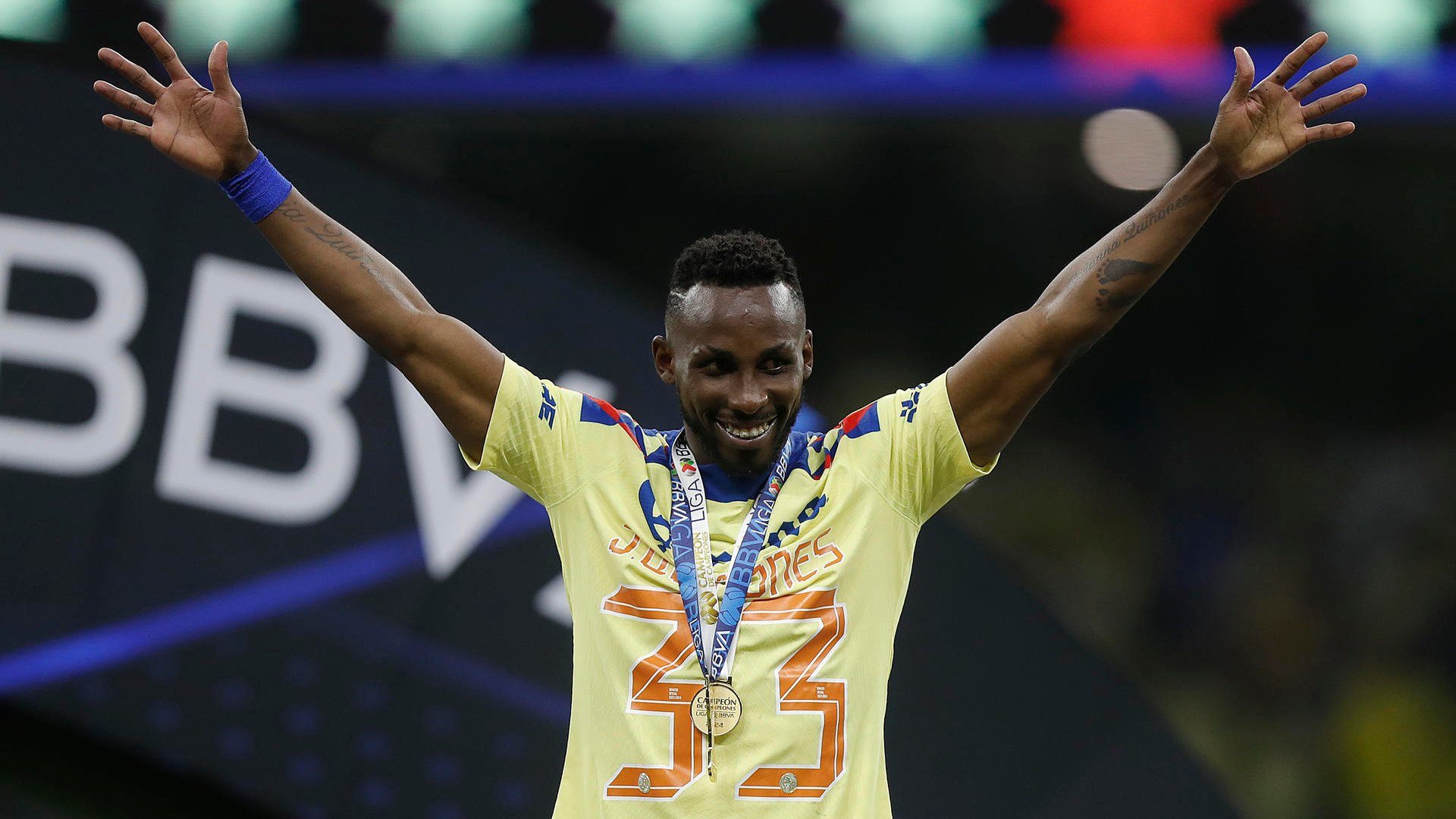 Julián Quiñones Se Va del América; Jugará con el Al Qadisiyah en Arabia ...