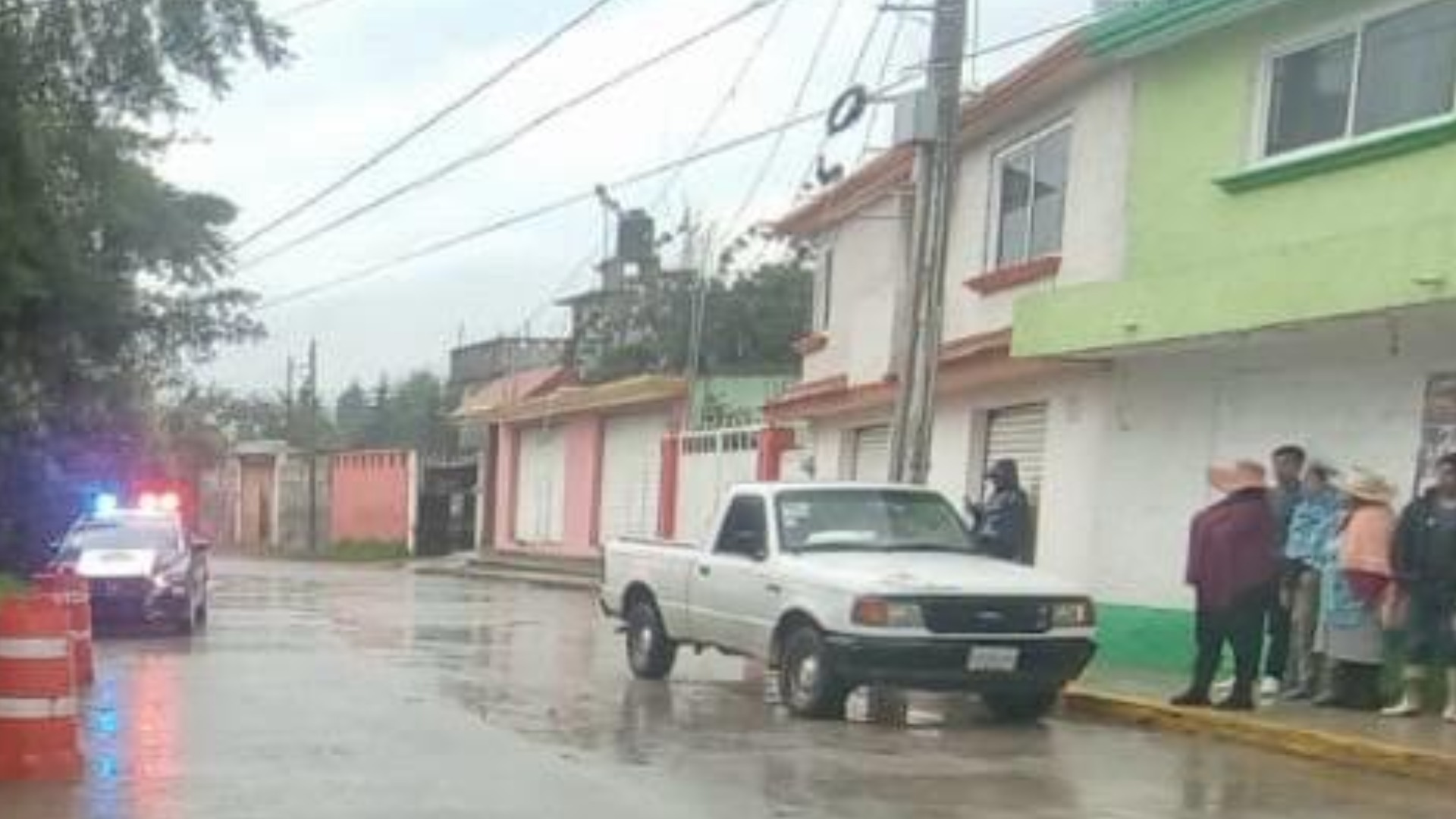 Hombre Muere al Caerle un Rayo Mientras Caminaba con su Esposa en ...