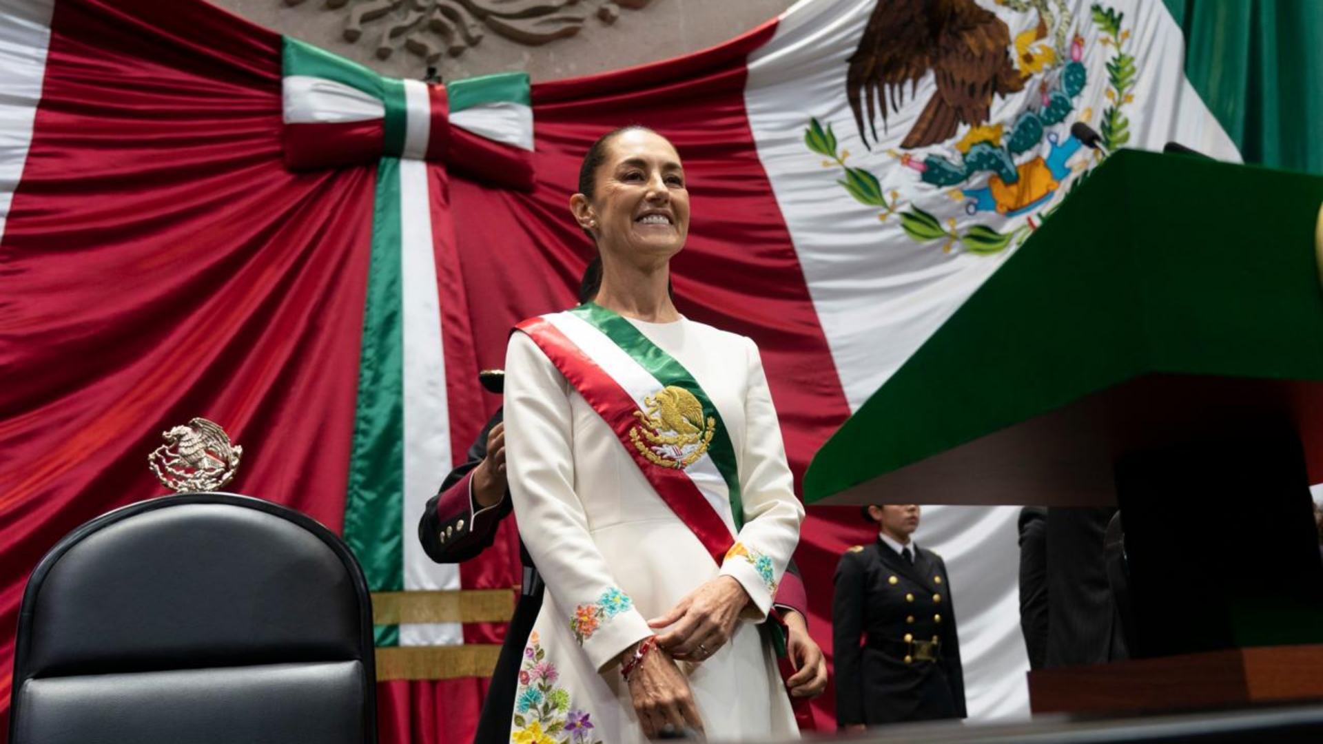 Sheinbaum Dio su Primer Discurso Hoy como Presidenta de México Tras Recibir Banda Presidencial | N+