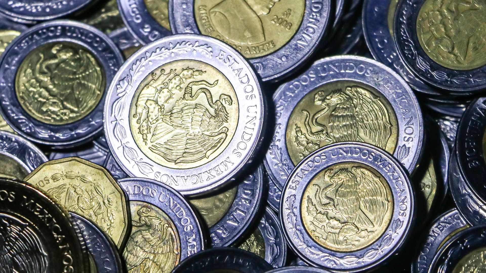 FMI Alerta por Desaceleración de Economía en México; Recorta Crecimiento para 2024 y 2025 | N+