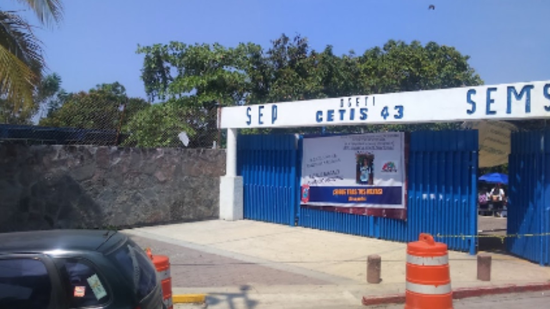 Estudiante del Cetis Muere Baleado al Salir de la Escuela en Morelos | N+