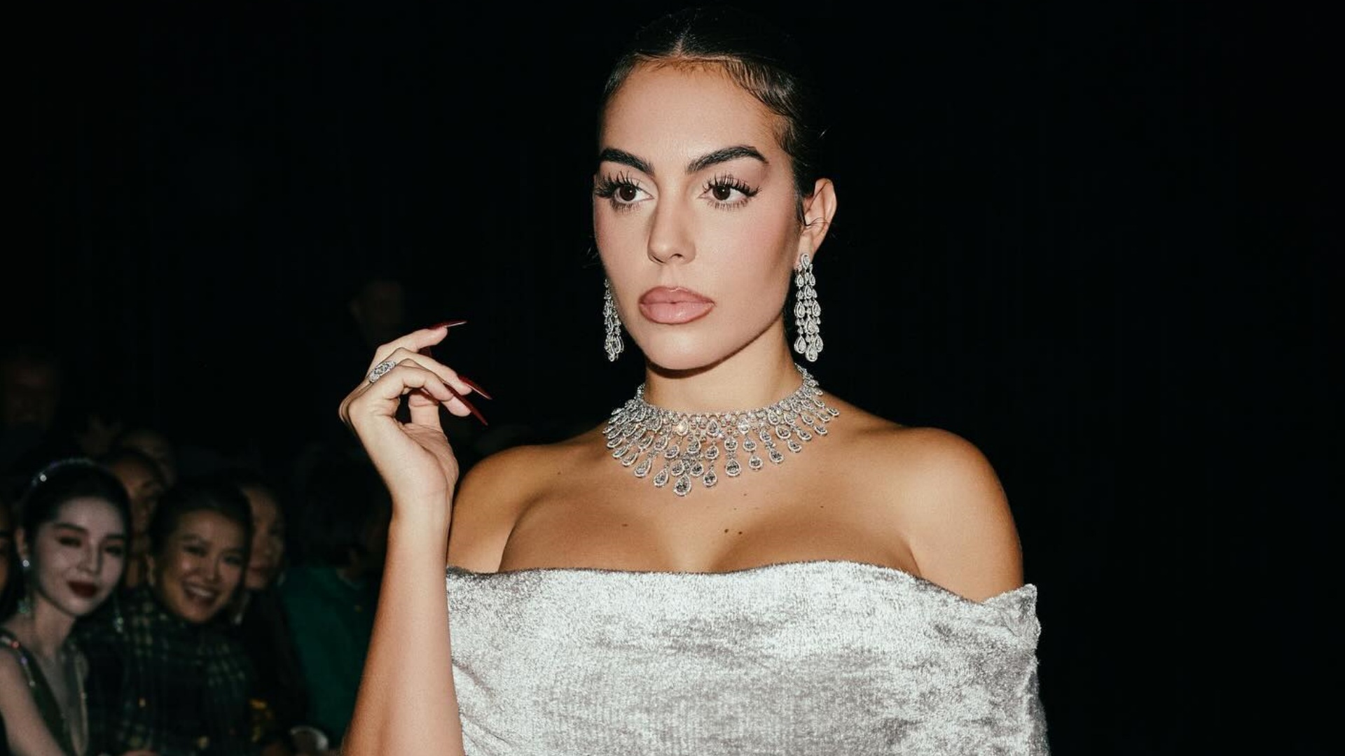 Georgina Rodríguez, Novia de CR7, Cuenta Qué Enfermedad la Envió al ...