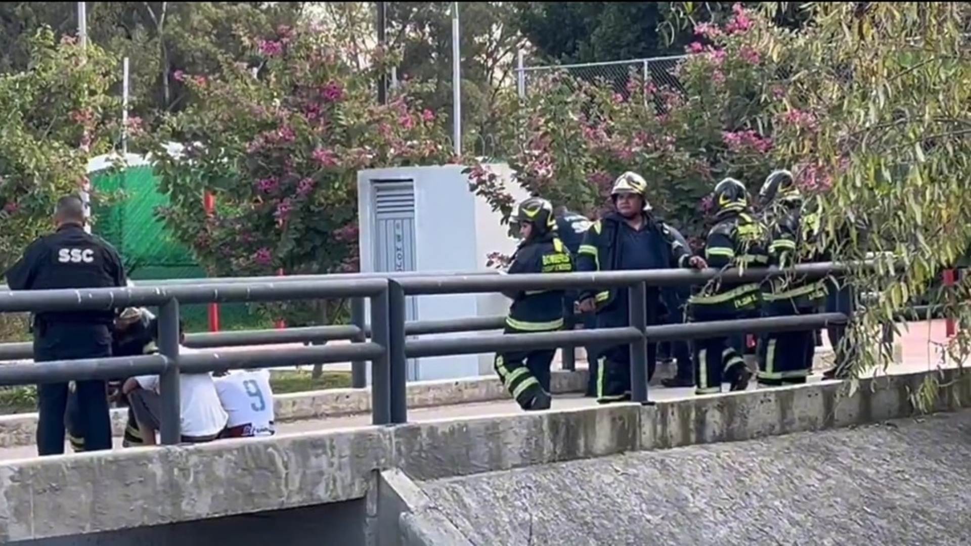 Menor Muere Ahogado al Intentar Rescatar su Pelota en Canal Nacional en ...