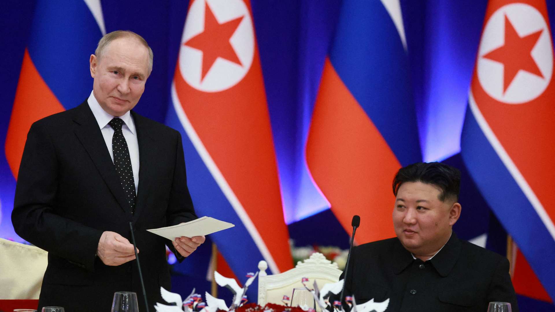 Vladimir Putin Firma Tratado de Defensa Mutua con Corea del Norte | N+