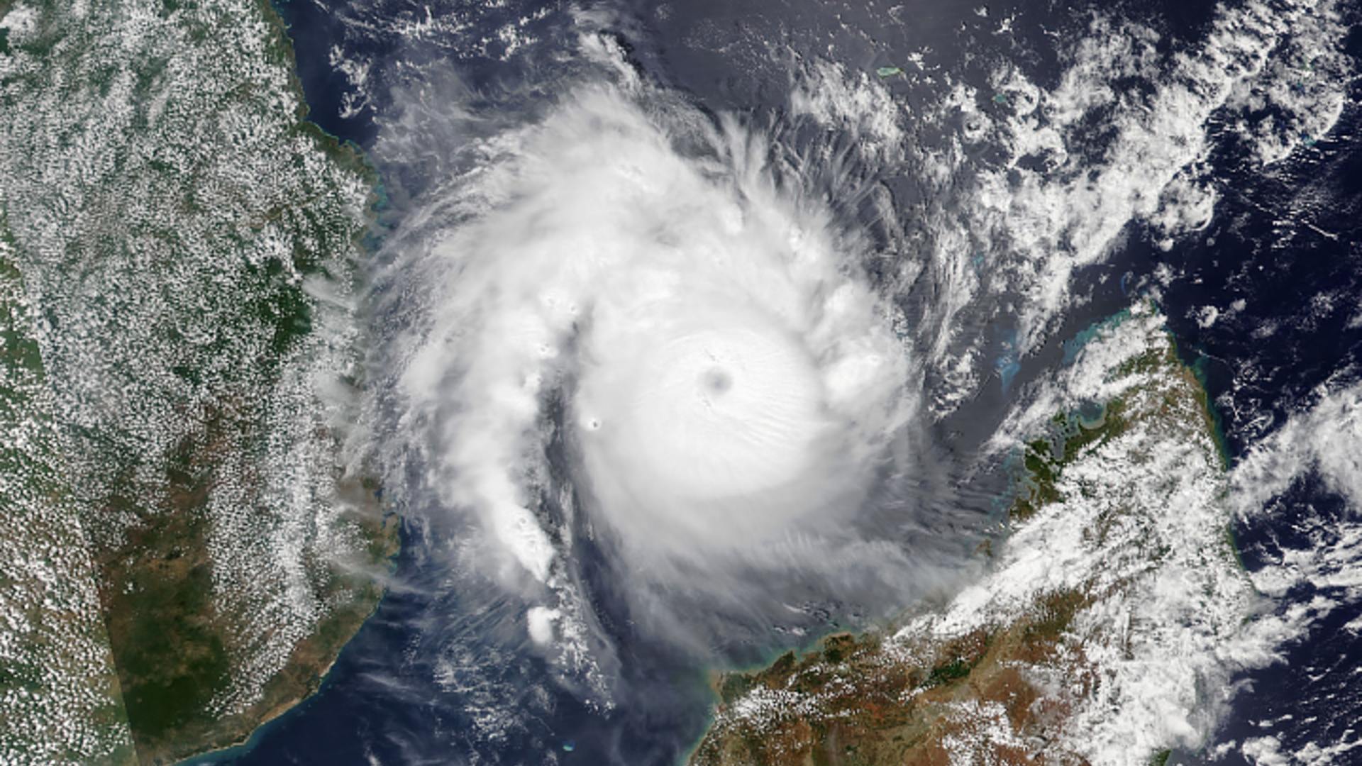 Ciclón Chido Desde el Espacio: Video Time Lapse de la NASA Muestra Cómo ...