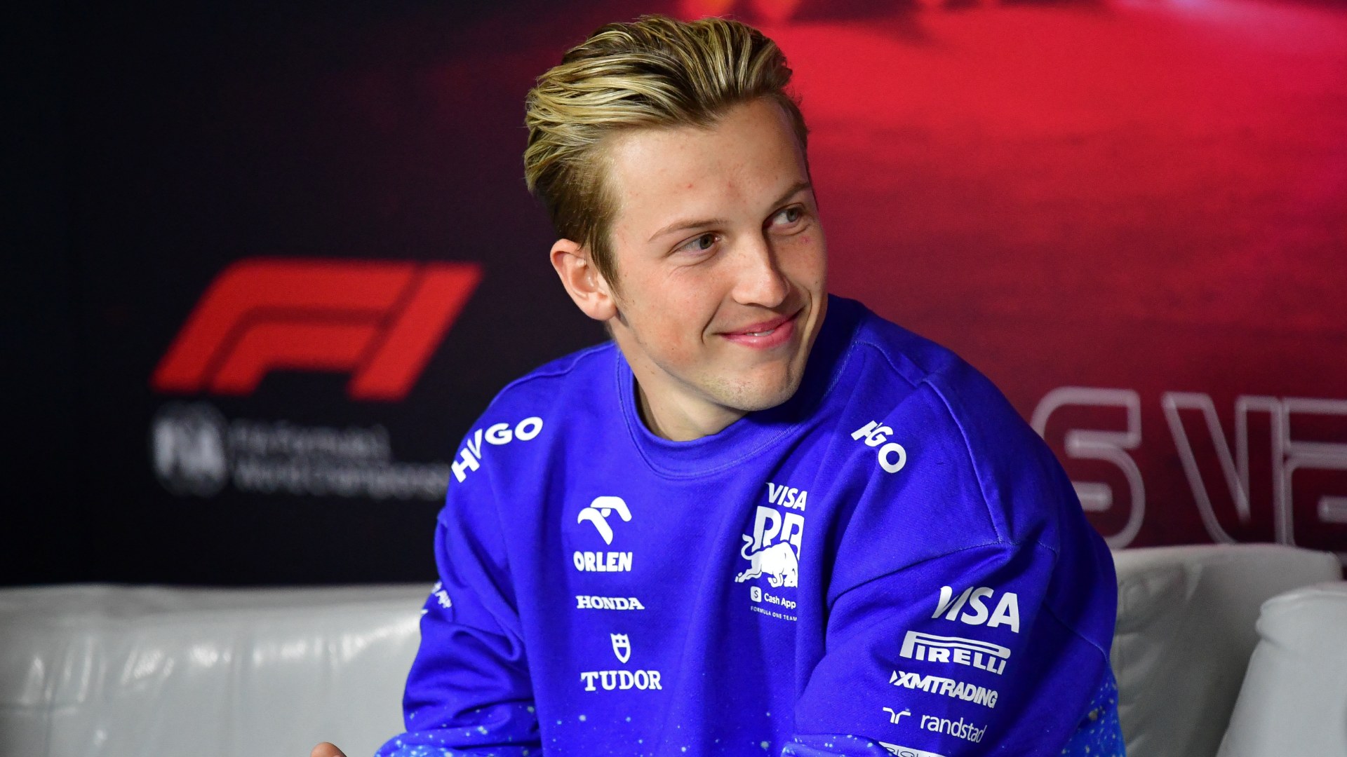 ¿Quién Es Liam Lawson, Nuevo Piloto de Red Bull que Sustituye a Checo ...