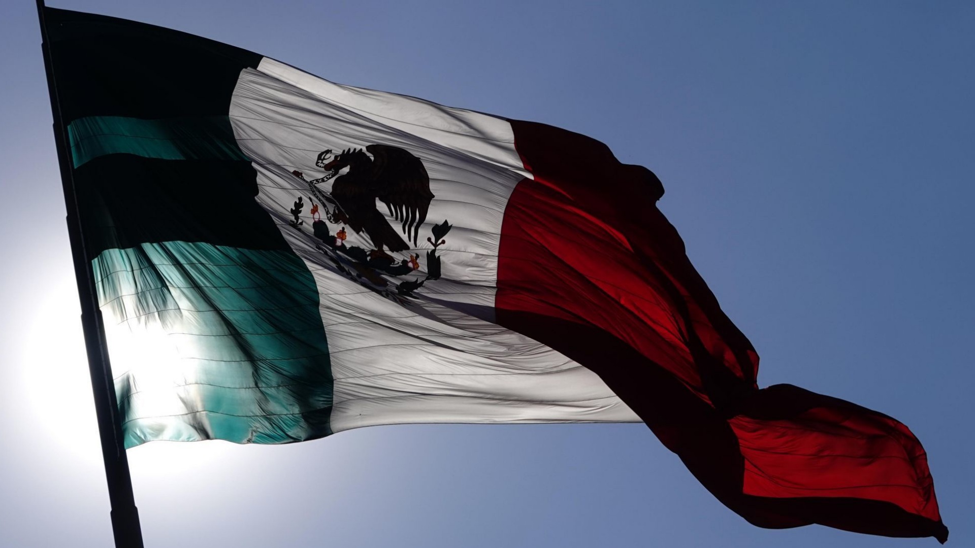¿El Lunes 3 de Febrero 2025 y el Día de la Bandera es Festivo en México ...