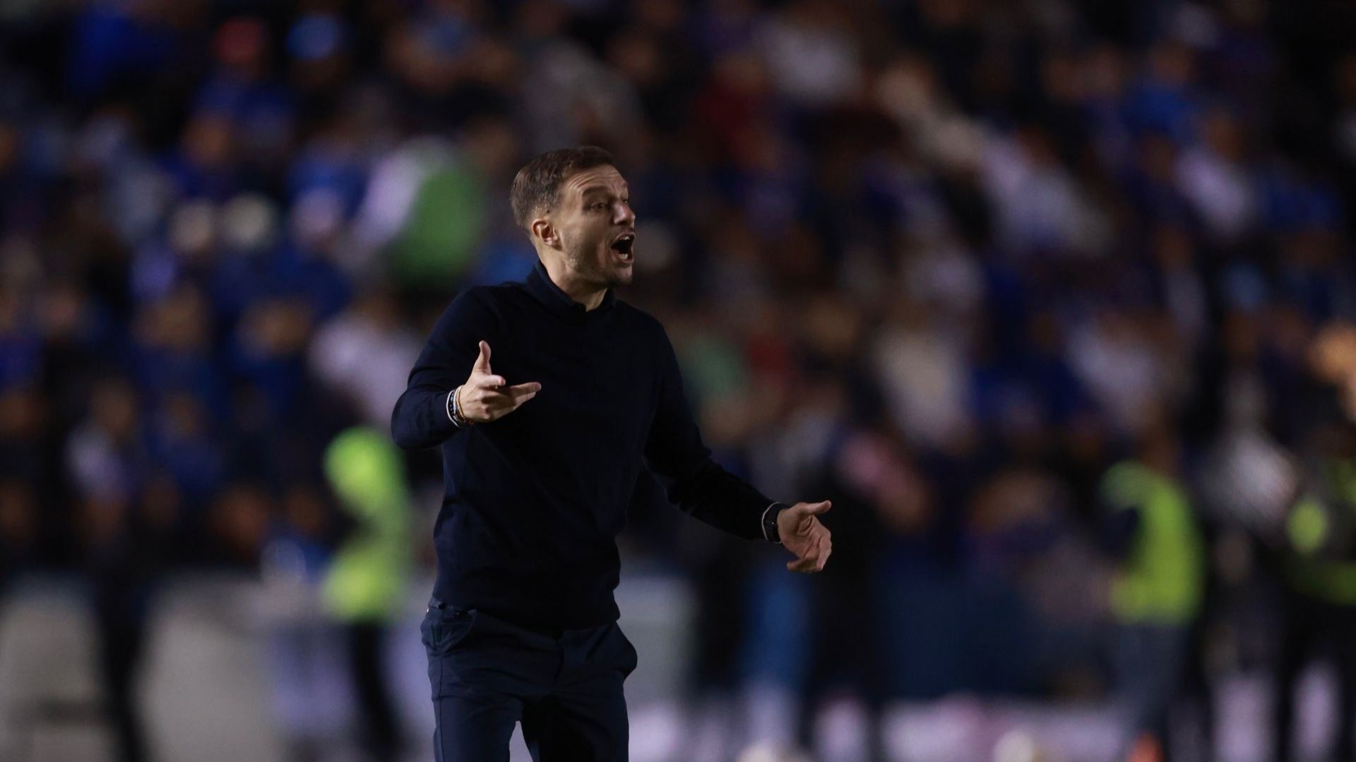 Martín Anselmi se Va de Cruz Azul: Así Fue el Último Día del DT Argentino en la Noria | N+