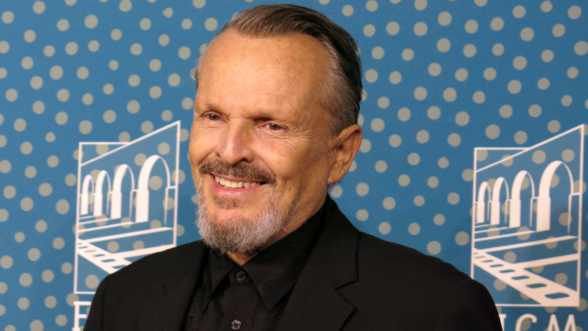 Exclusiva N+: Miguel Bosé Habla sobre su Regreso a los Escenarios con ...