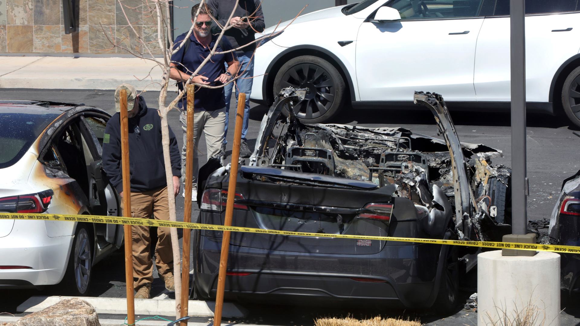 FBI Crea Grupo Especial para Investigar Ataques contra Instalaciones de ...