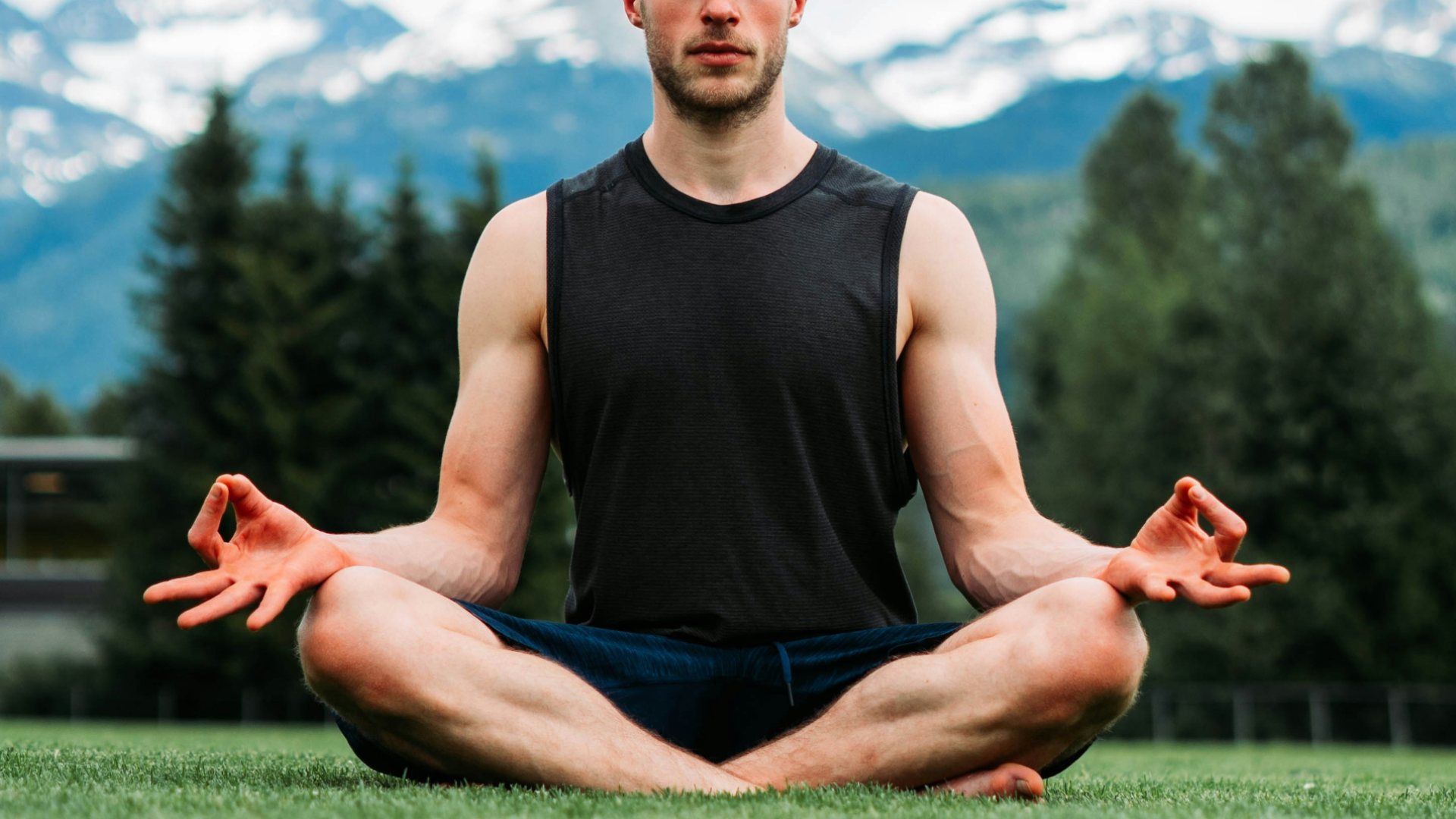 Marcus Freiberger: Maestro de Yoga Acude a Cita a Ciegas, Desaparece y ...