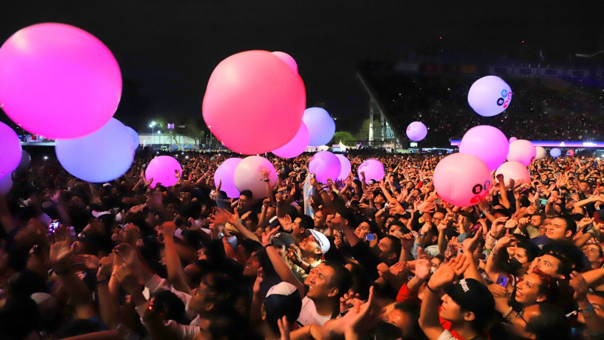 Vive Latino 2025: Horarios, Cartel y Todo lo que Debes Saber de la Edición 25 del Festival | N+