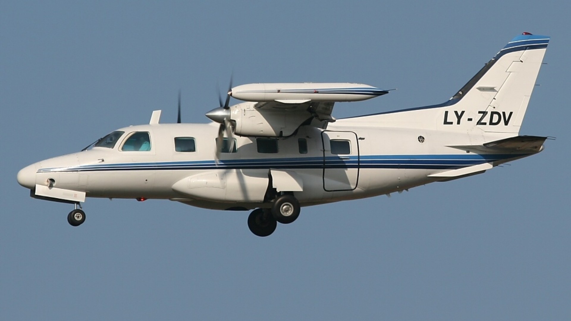 Avioneta Bimotor se Estrella en Zona Norte de Nueva York Con dos ...