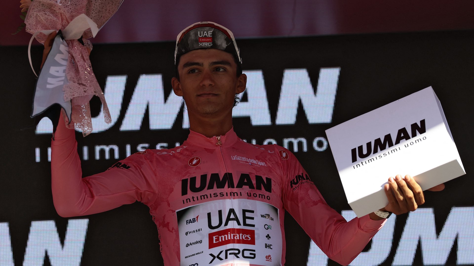 Maglia Rosa en el Giro d'Italia 2025: ¿Qué Significa el Color del ...