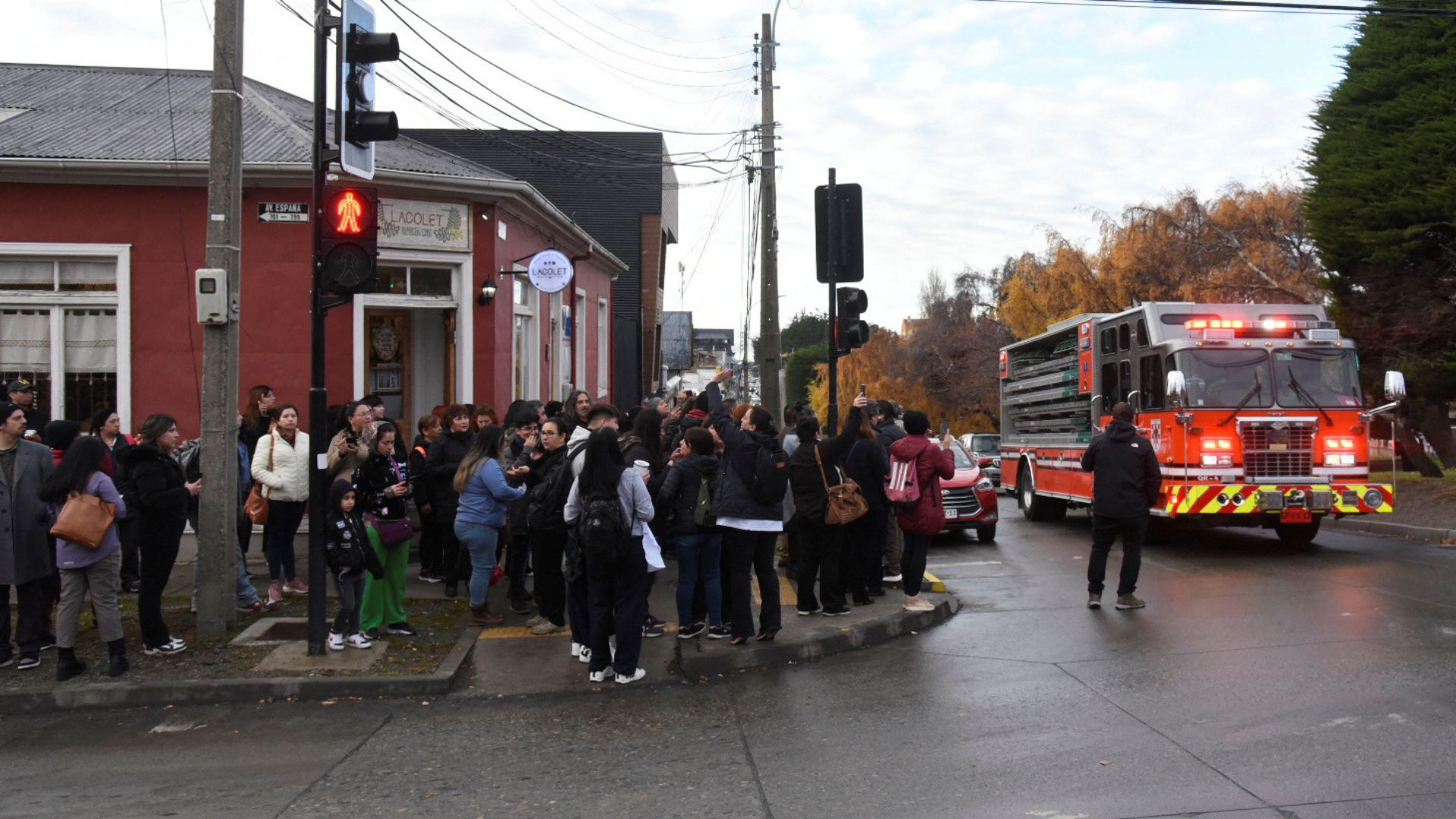 Video Alerta Tsunami Chile Terremoto Hoy 2 de Mayo 2025: Momento Exacto Suenan Sirenas | N+