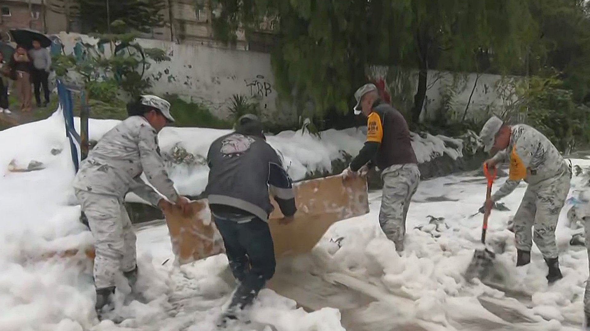 ¿Espuma Tóxica por Inundación en Naucalpan? Alcalde Explica Qué Pasó en ...