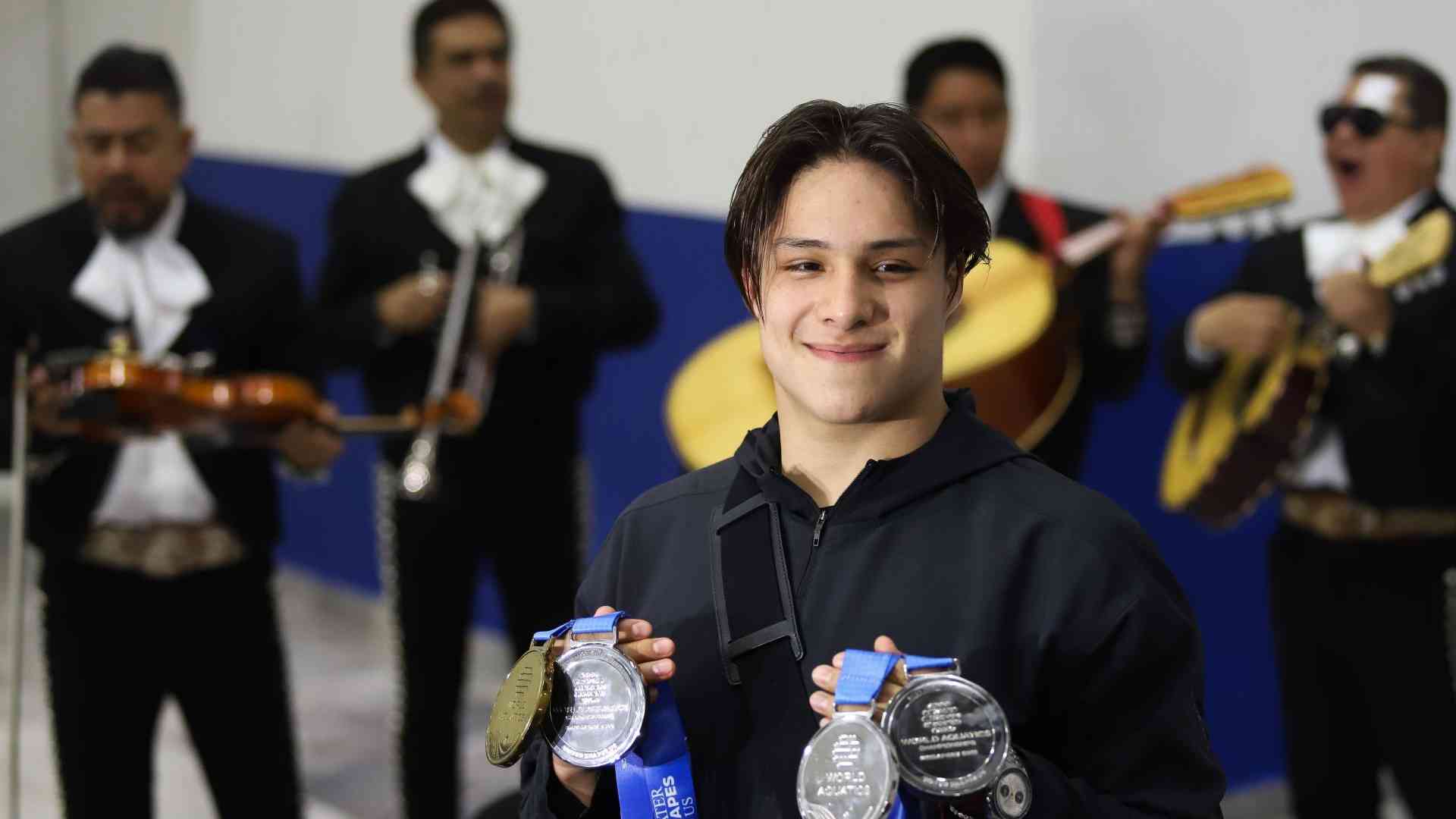 ¿Qué Sigue para Omar Olvera tras Oro en Mundial? Esto Dijo el Clavadista | N+
