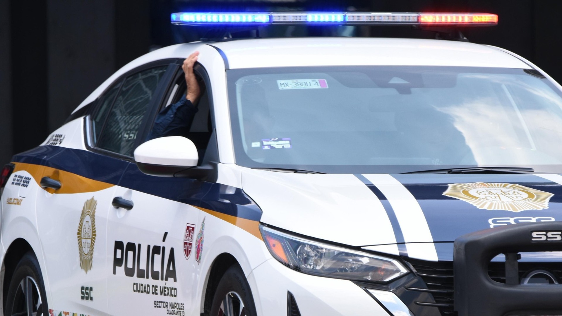 Video de Policías Captados en Actos Sexuales en Patrulla de CDMX ...