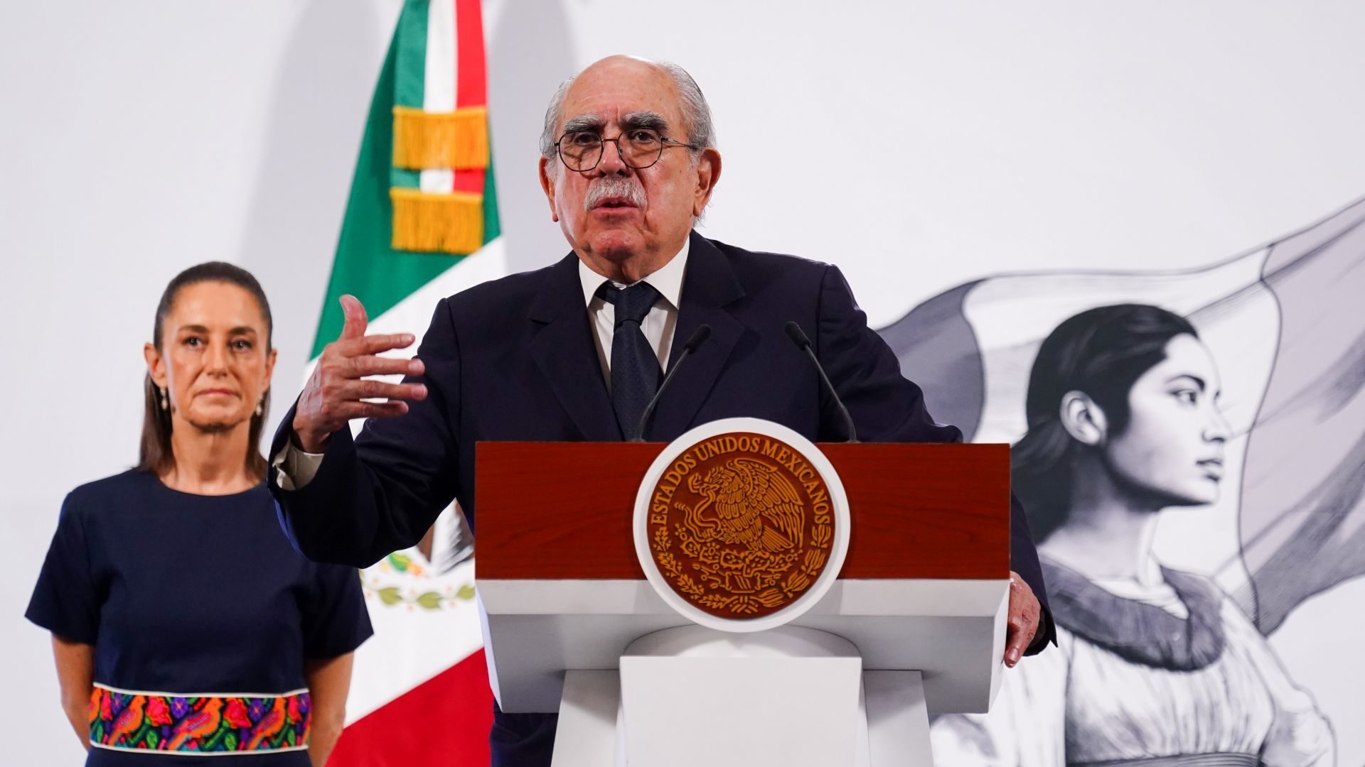 Sheinbaum Crea Comisión Presidencial para la Reforma Electoral; Pablo Gómez Será su Titular | N+