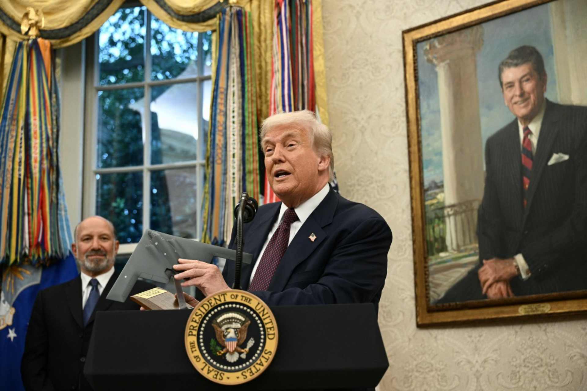 Lip-Bu Tan: Por Este Motivo Trump Pide la Renuncia Inmediata del CEO de ...
