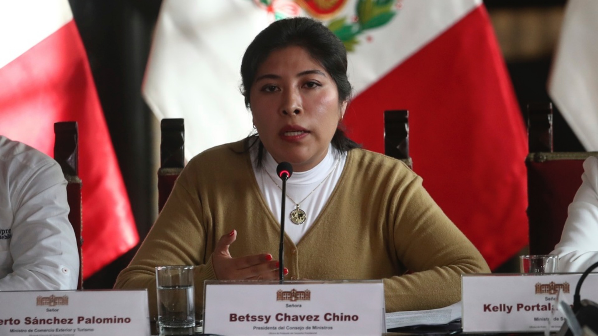 Perú Ordena Detención de Betssy Chávez y Reafirma Respeto a Inmunidades ...