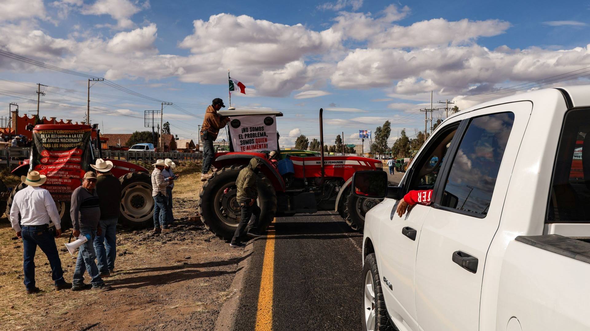 Aviso Urgente de Agricultores por Bloqueo de Carreteras: Este Día se ...