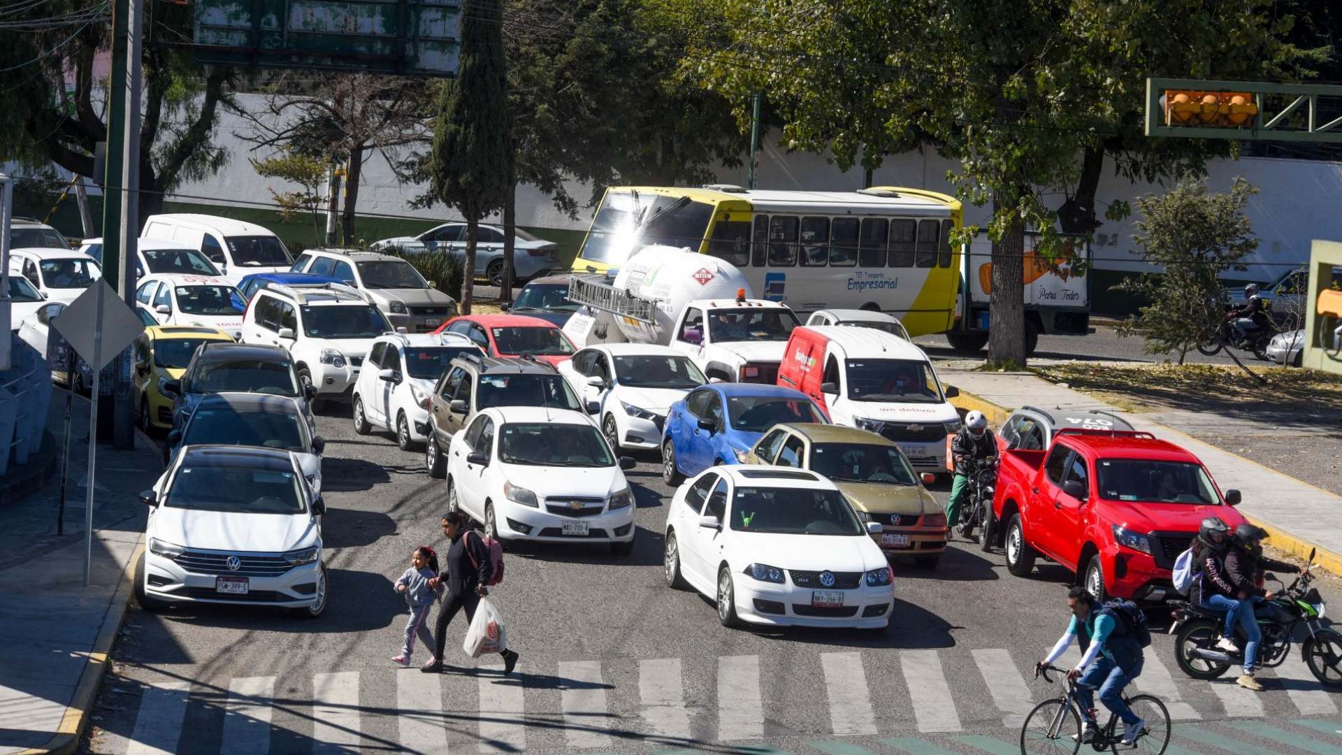 ¿Qué Autos Sí Circulan Hoy 10 de Enero 2026? Lista de Carros y Placas ...
