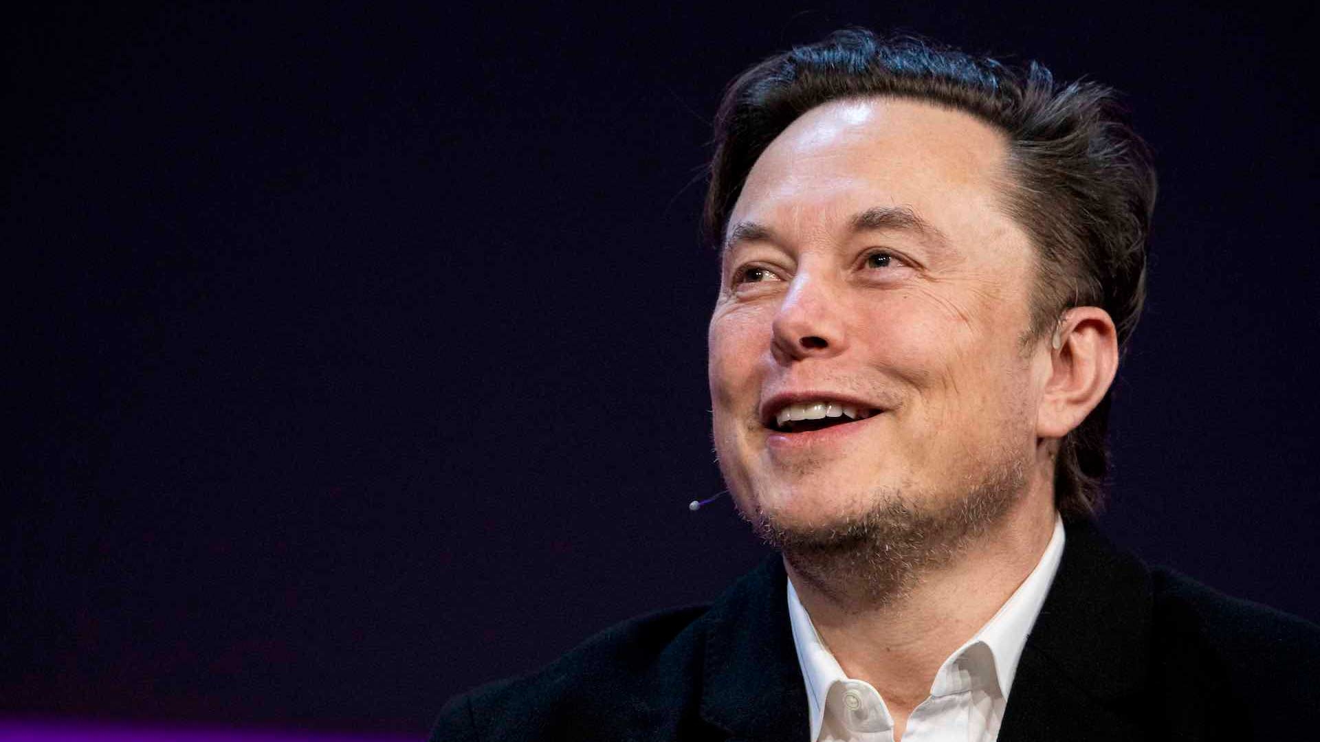 Elon Musk es Abucheado en Show de Dave Chapelle | N+