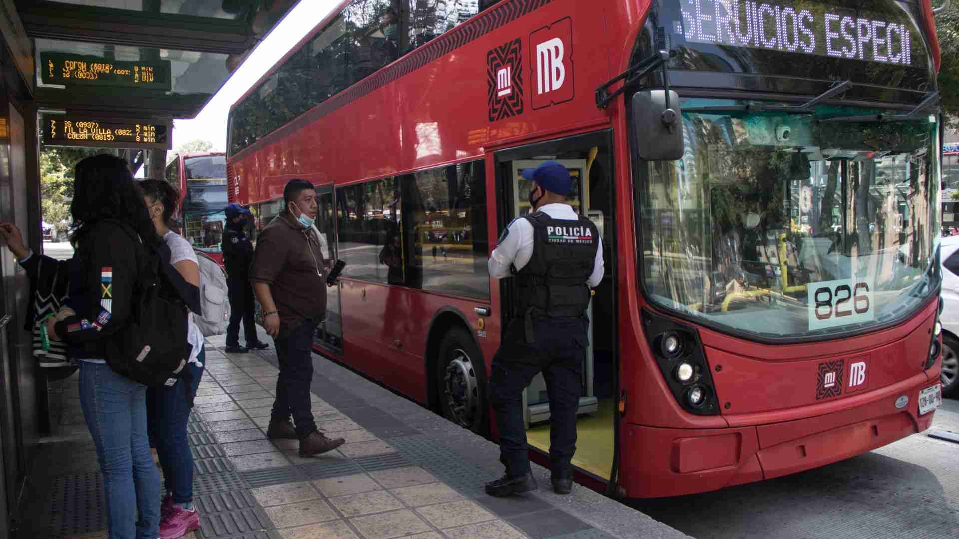 Metrobús Cdmx Quiénes Pueden Viajar Gratis Y Requisitos N