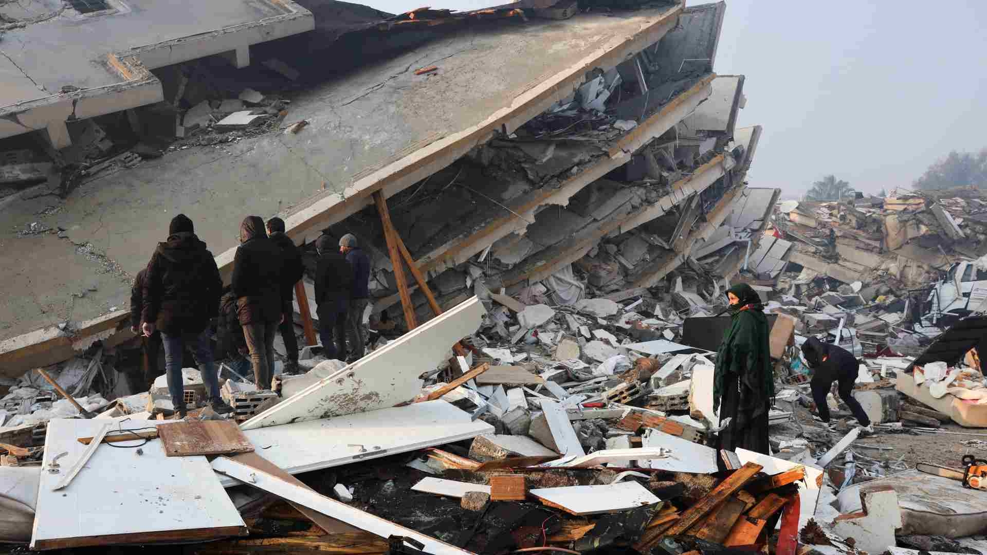¿Por Qué el Sismo en Turquía Fue Devastador?