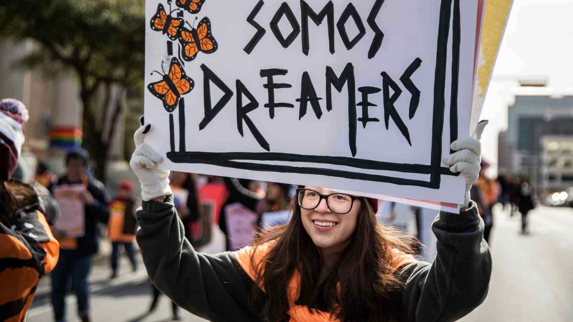 Ley Dreamers: Presentan Proyecto para Dar Residencias en Estados Unidos ...