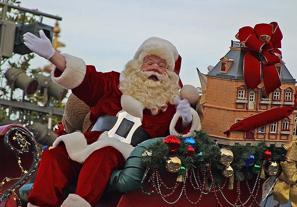 ¿Por qué se dice Santa Claus y no Santo Claus? | N+