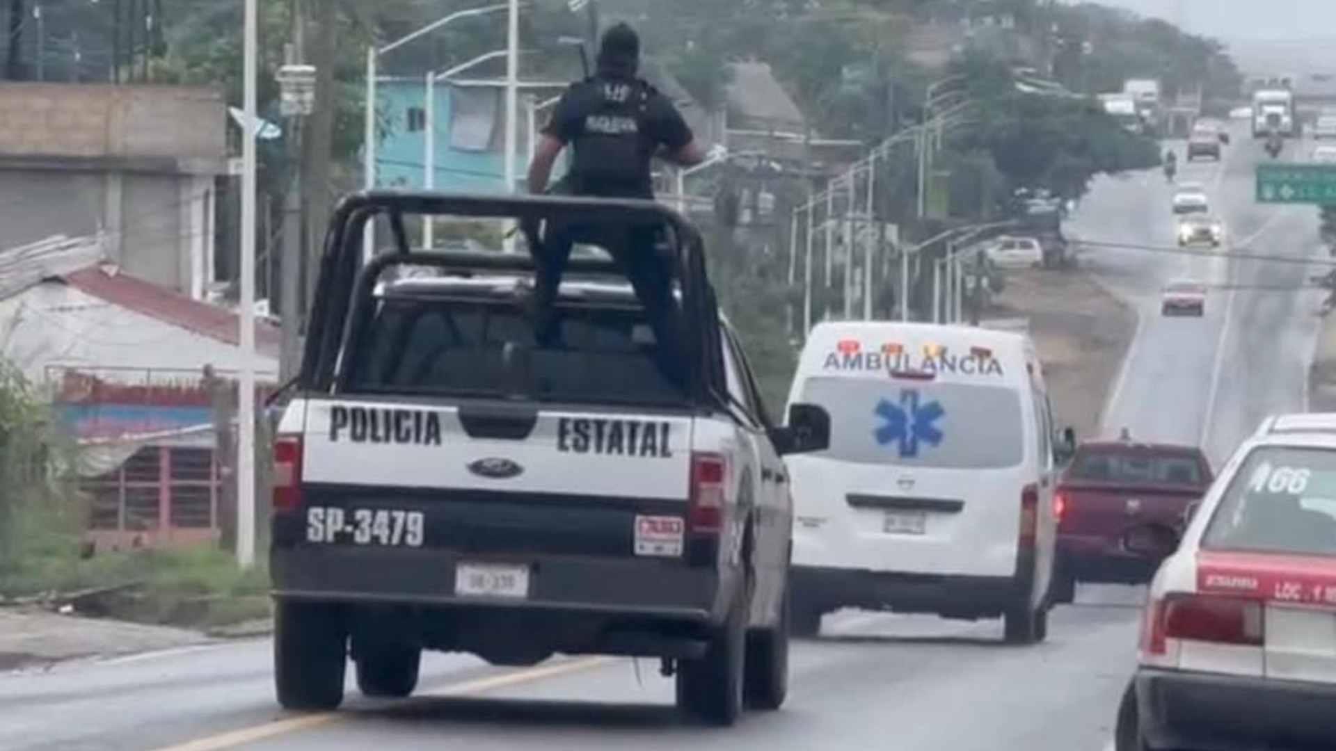 Hieren a Dos Policías Estatales Durante Ataque Armado en Sayula de Alemán | N+