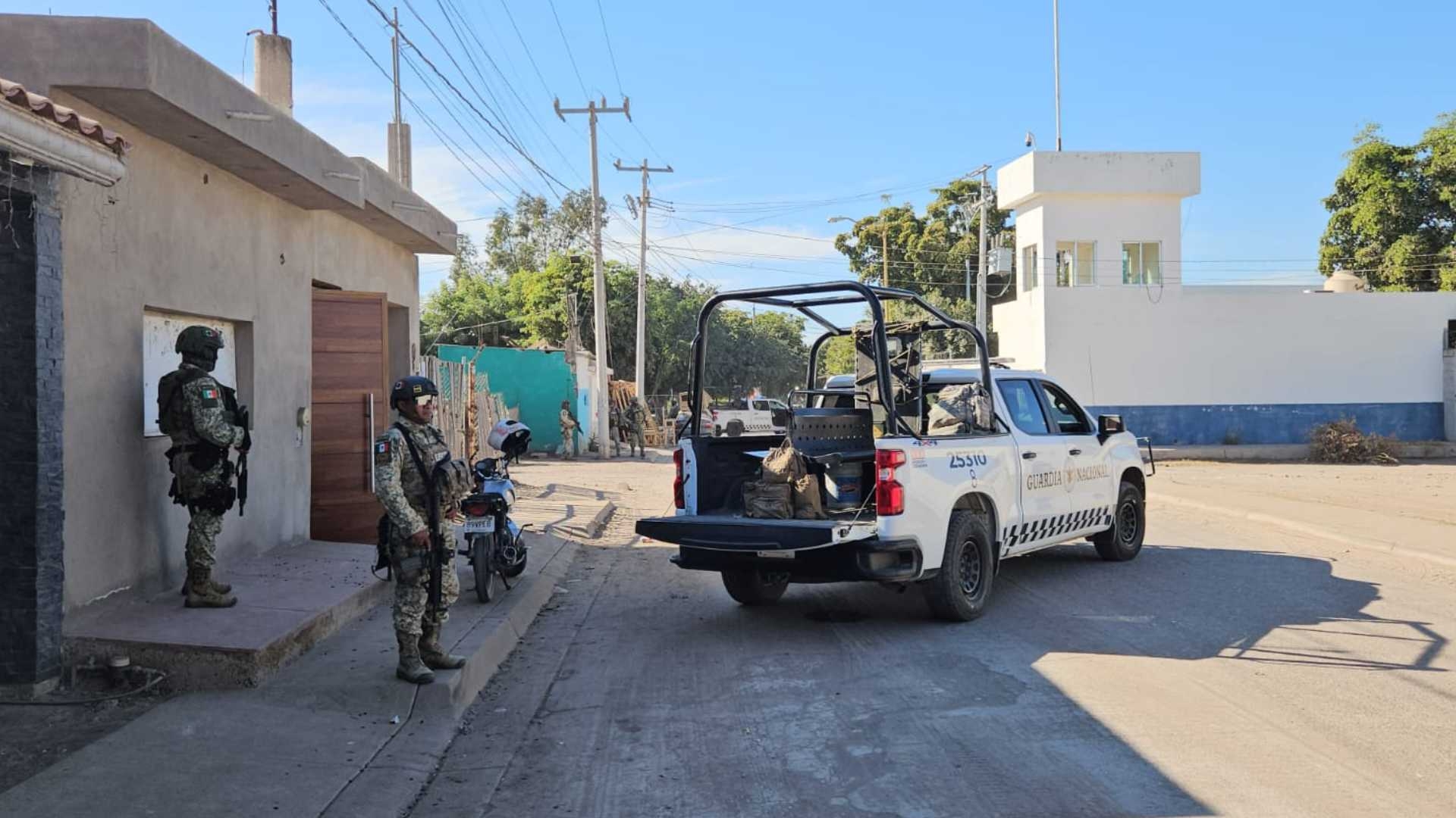 Grupo Armado Ataca a Balazos la Base de la Policía en Villa Benito ...