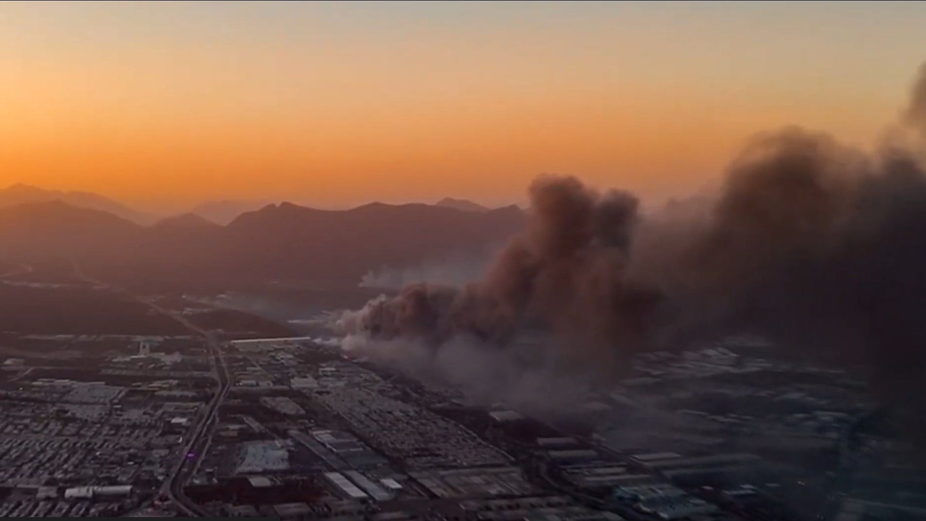 Se Registran Fuertes Incendios Simultáneos en la Zona Metropolitana de ...